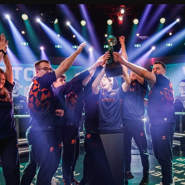 «Noobwork» ferdig i Heroic - Gamer.no